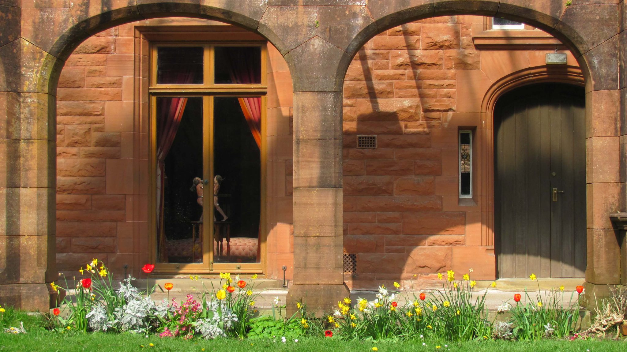 Kinloch Castle – Welcome to the Isle of Rum