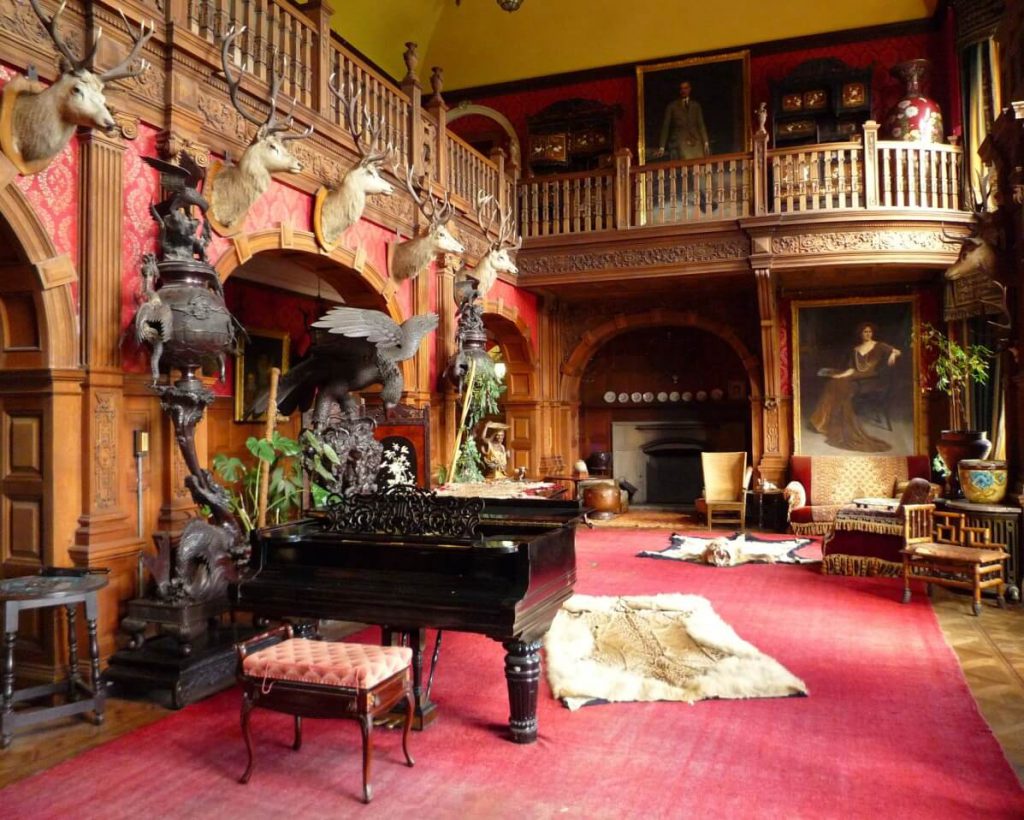 Kinloch Castle – Welcome to the Isle of Rum