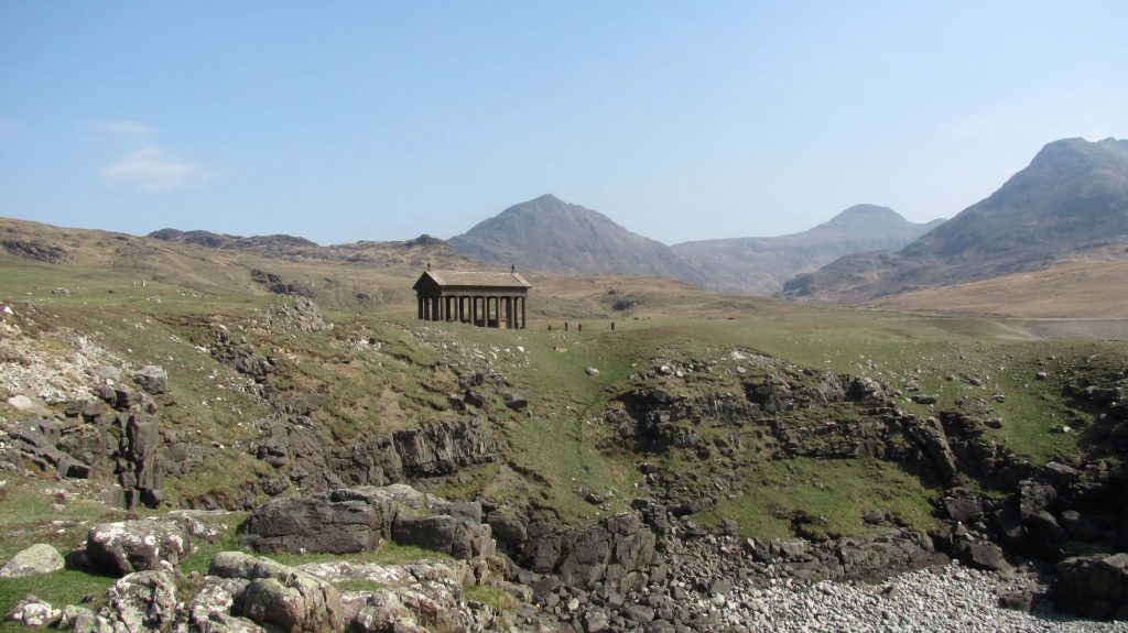 Kinloch Castle – Welcome to the Isle of Rum